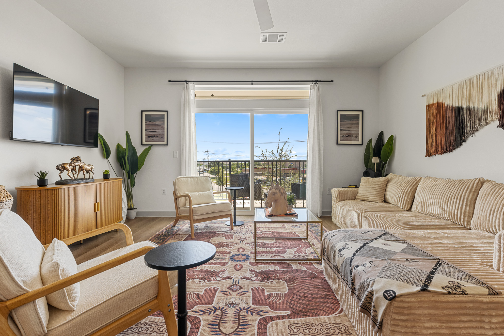 Elegant 1br Escape | Modern Comforts Mer 2208 - San Marcos, TX
